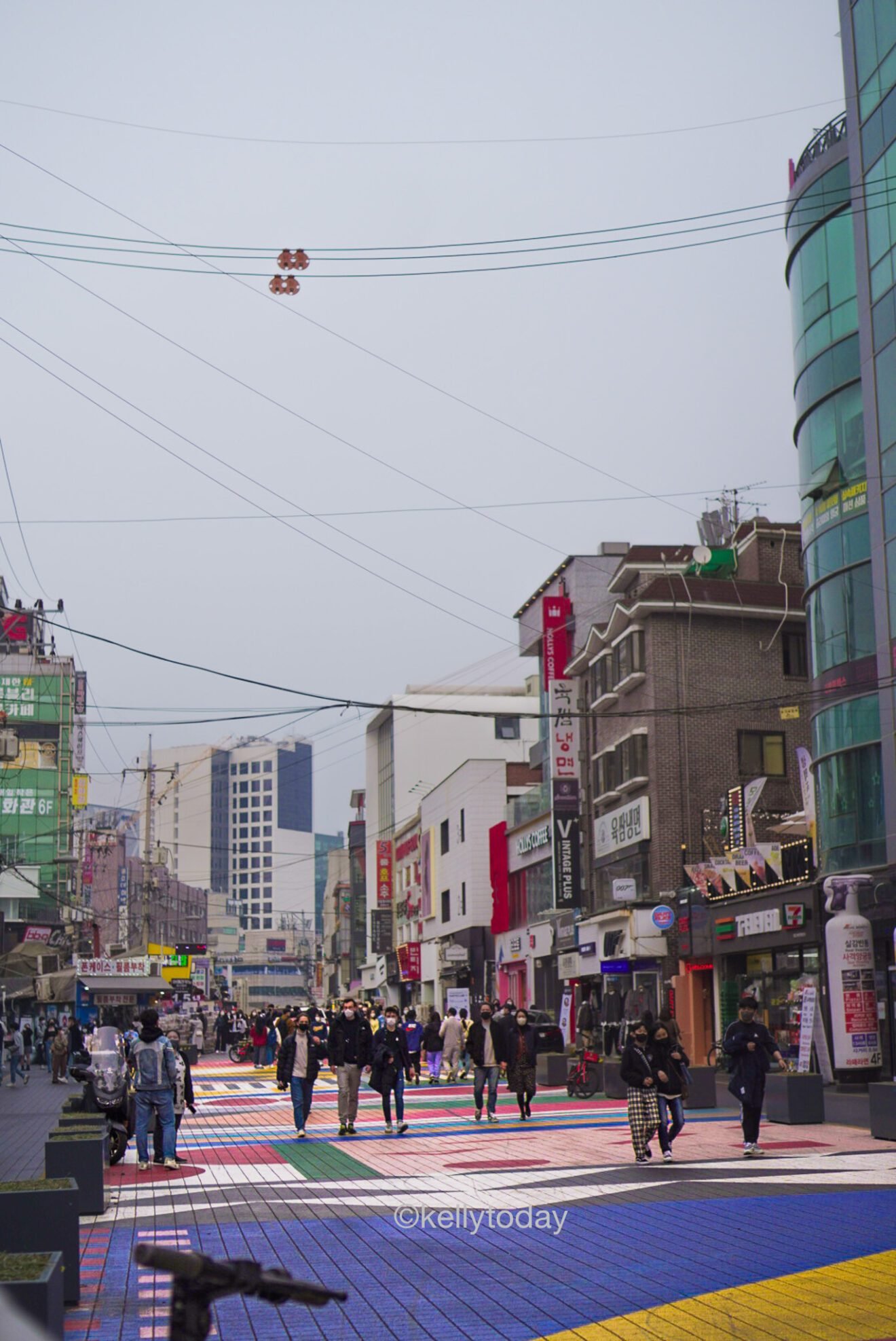 Local's Guide to Shopping in Hongdae in South Korea - Kelly Today